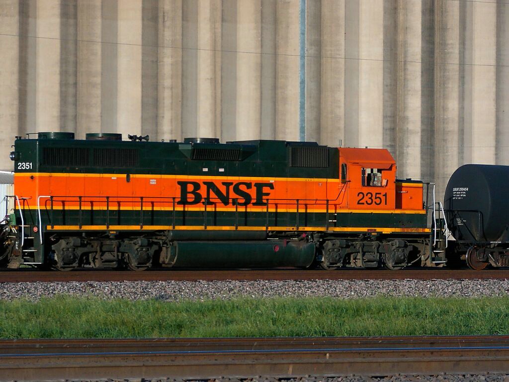 BNSF 2351